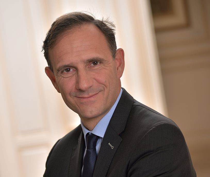 Sept ans après sa création par Olivier Sichel la Banque des Territoires ...